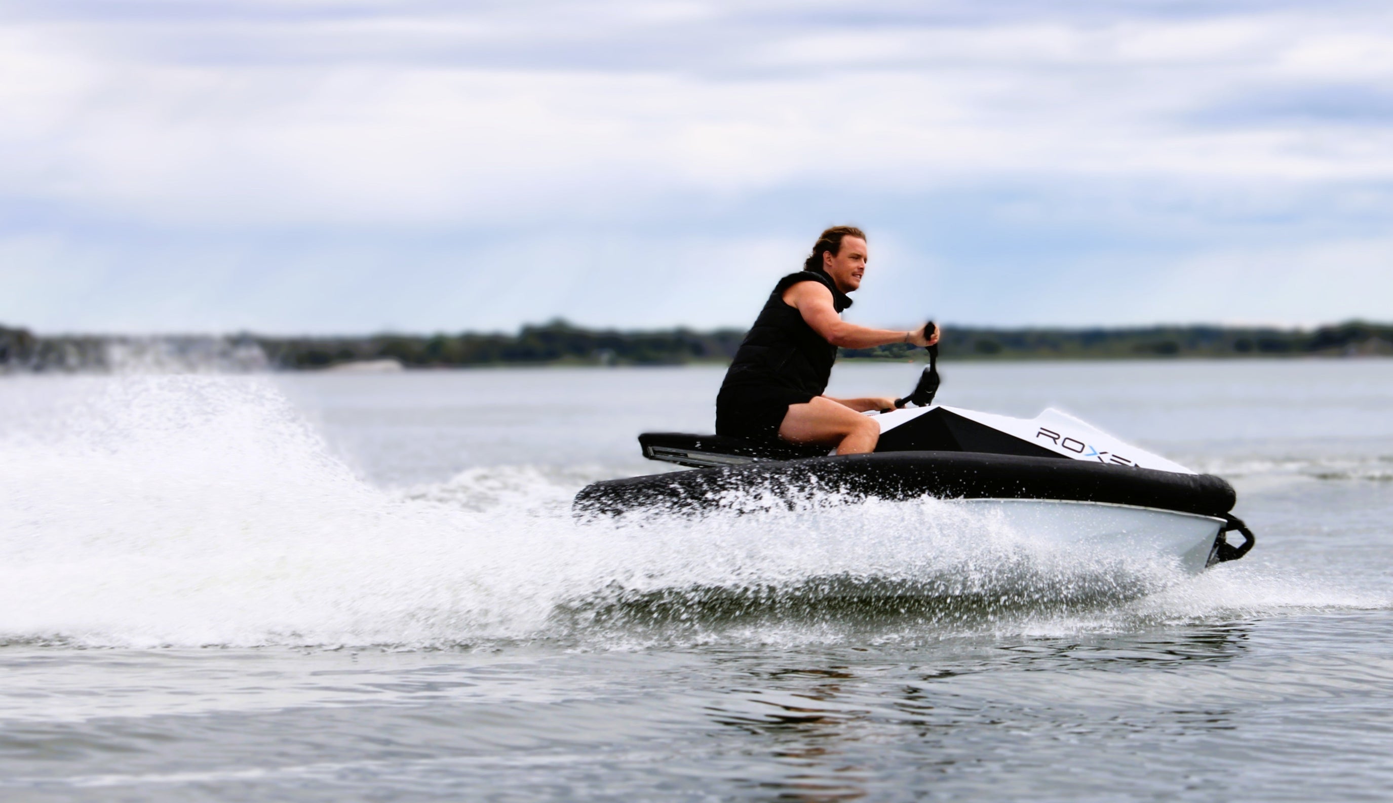 Roxen Innovations - Electric Personal Watercraft